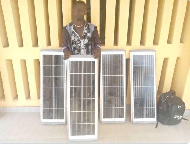 Contractor Arrested For Coming Back To Steal Solar Panels He Installed ...